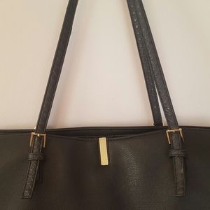 Tutilo | Bags | Tutilo Spacious Bag | Poshmark